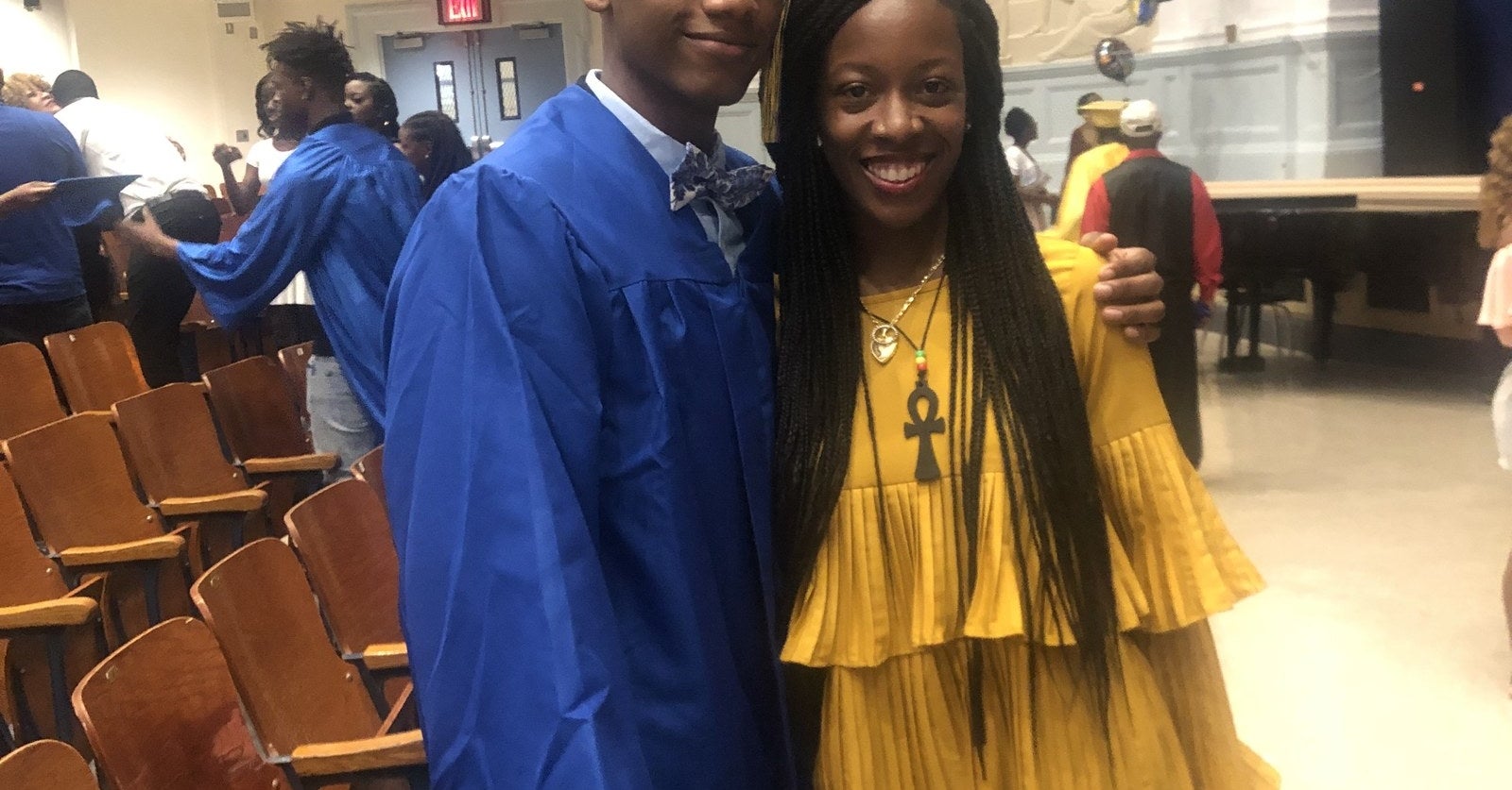 A High School Valedictorian Was Met With Cheers After Coming Out As ...