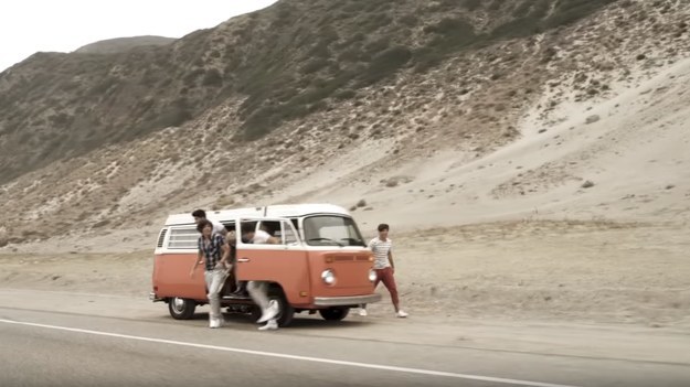 Quiz: Can You Remember The Lyrics To 1D's "What Makes You Beautiful"?