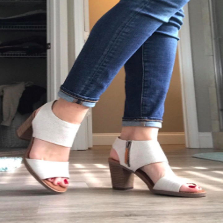 24 Stunning Sandals For People Who Loathe Flats