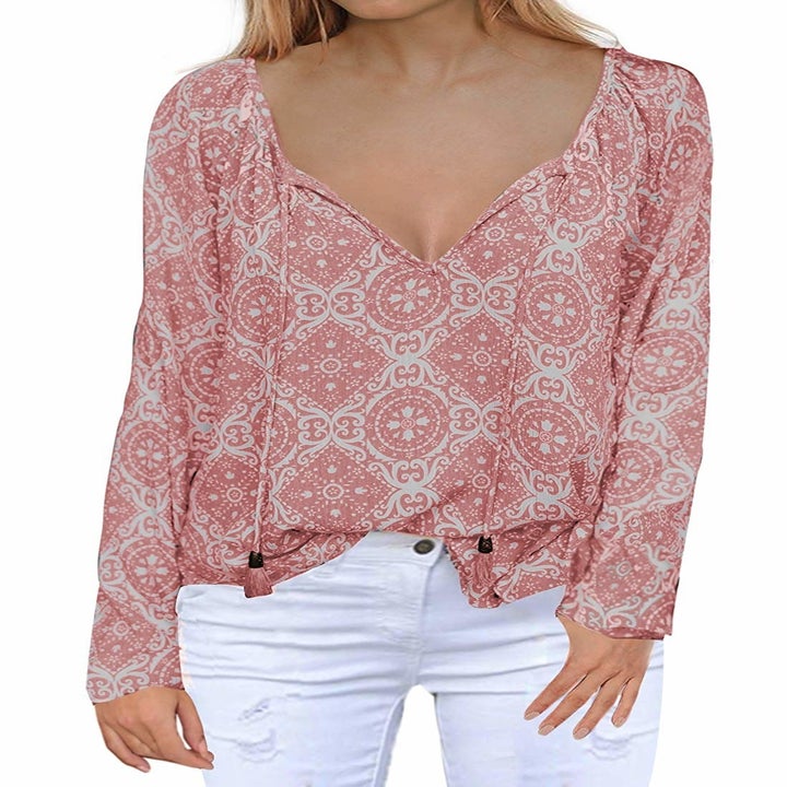 29 Gorgeous Tops To Throw On With A Pair Of Jeans
