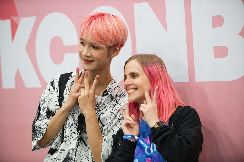 These Photos Show The Intense Passion Of True K-Pop Fans