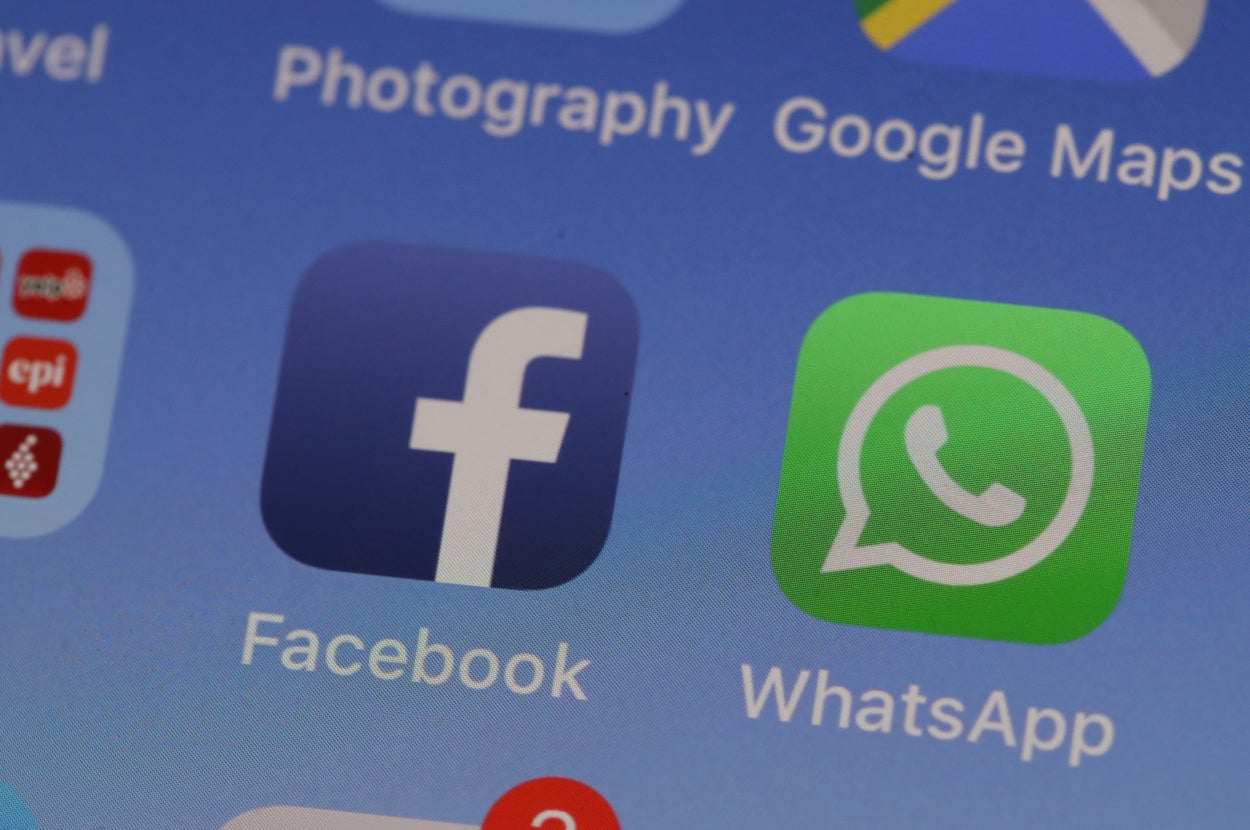 WhatsApp Will Display Double Arrows Next To Messages That Have Been ...