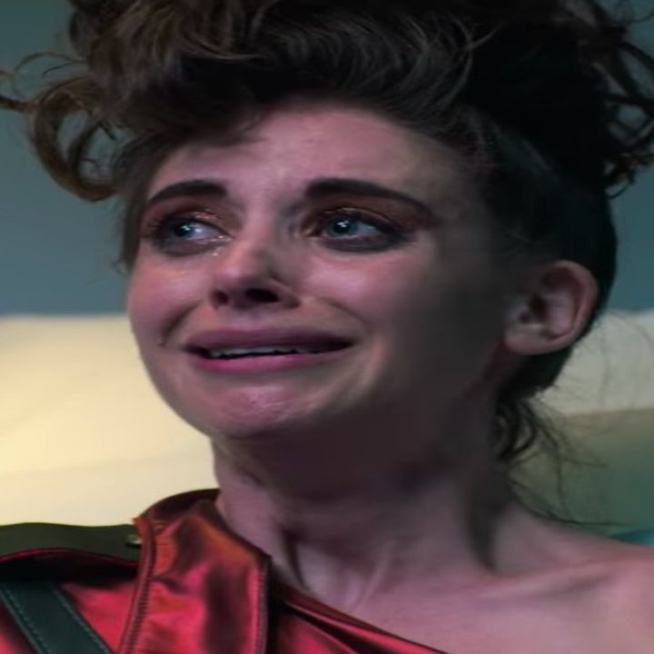 Ruth And Debbie’s “GLOW” Friendship Was The Highlight Of Season Three