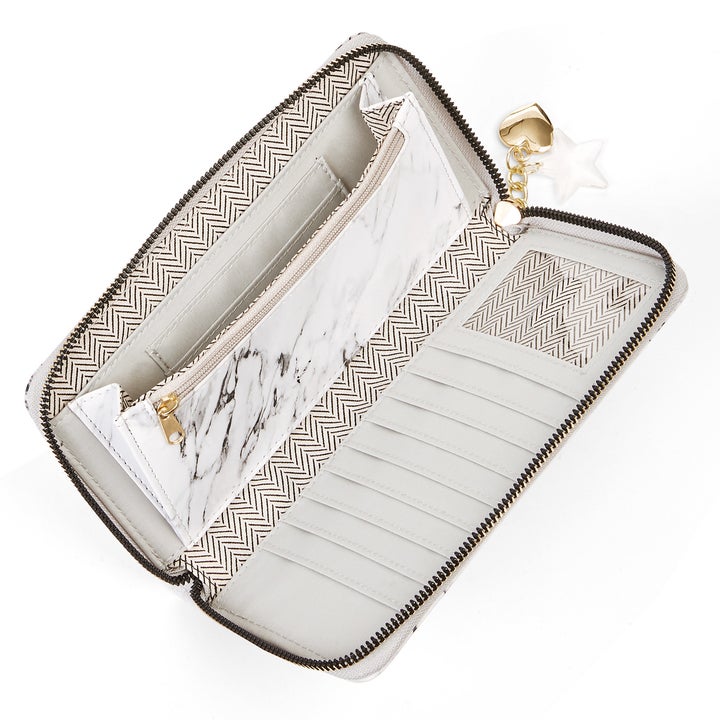 28 Super Chic Accessories You Can Get At Walmart For Under $50