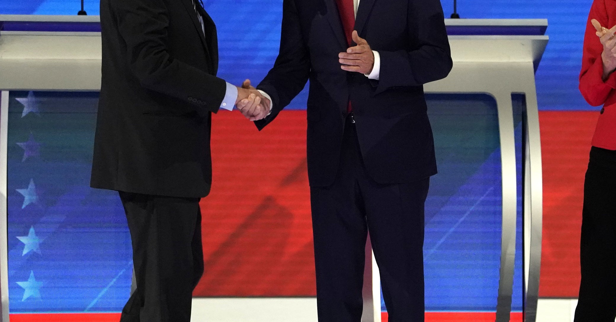 All The Best Tweets From The Democratic Debate