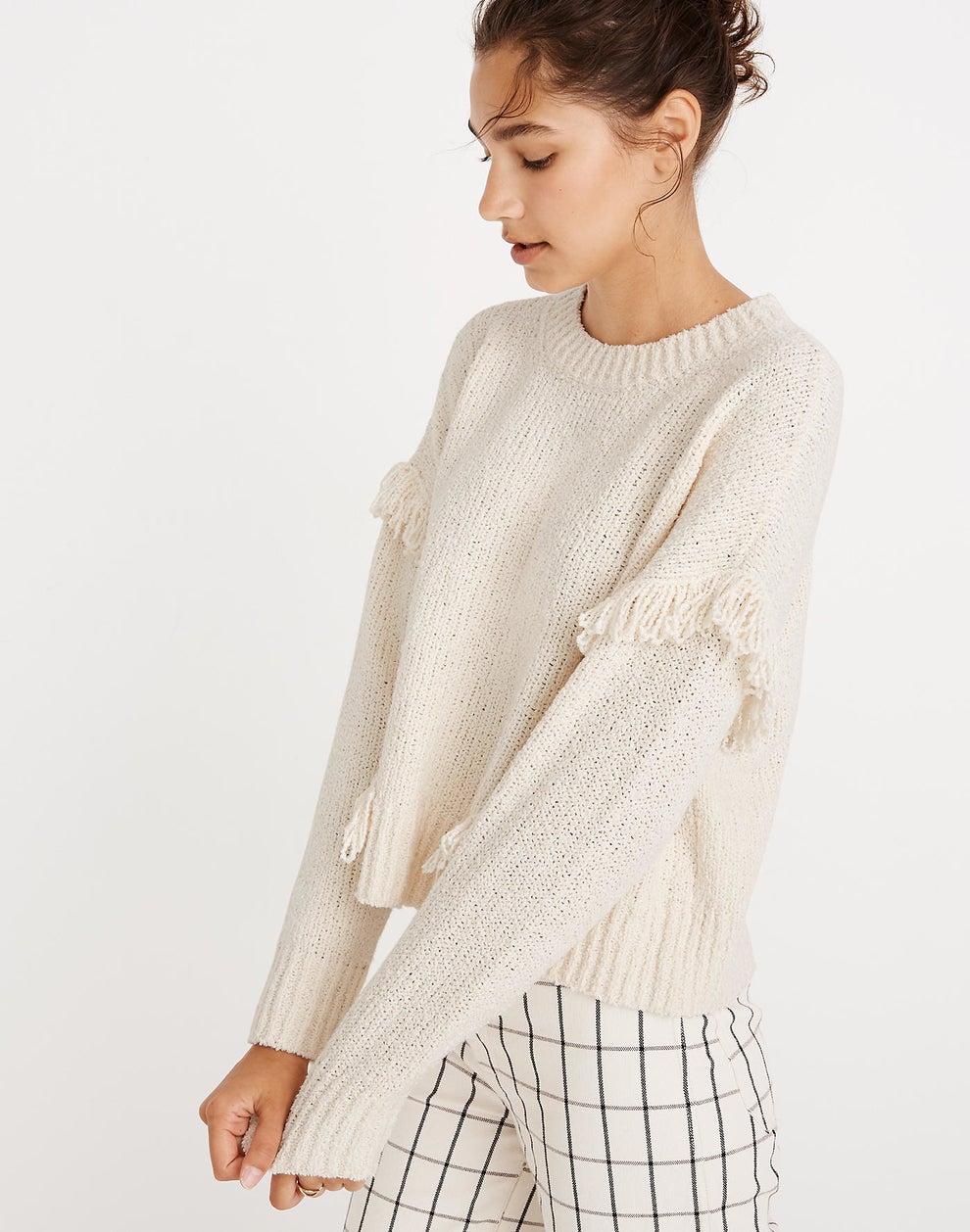 23 Stunning Sweaters To Throw On With A Pair Of Jeans