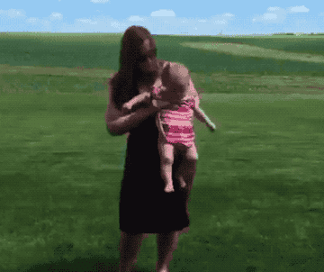 These Babies Avoiding Grass Is Hilariously Adorable