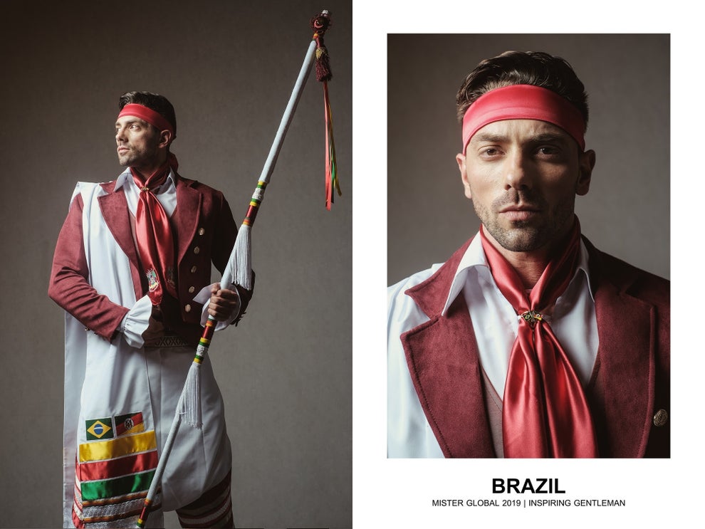 37 Men From 37 Different Places Dressed In Their National Costume For A ...