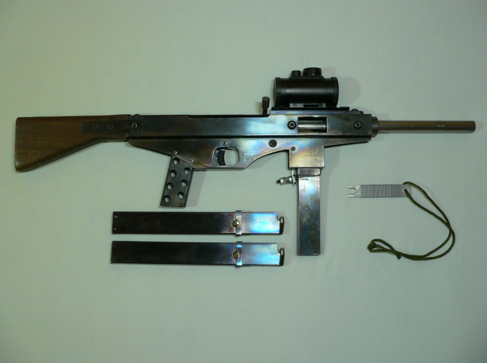 Far-Right Halle Shooter Allegedly Posted A Manifesto With Xbox-Like ...