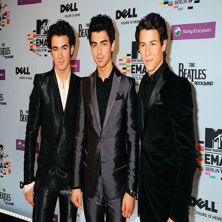 21 Side-By-Sides Of Celebrities In 2009 Vs. Now