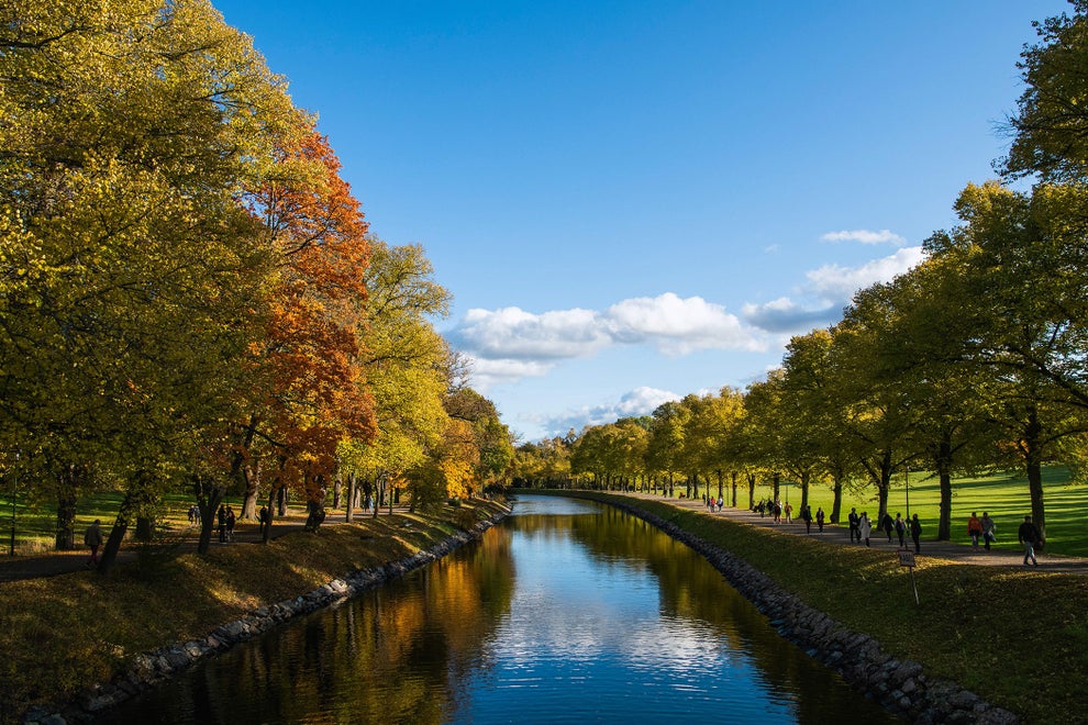 These Pictures Show The Breathtaking Beauty Of Autumn Around The World