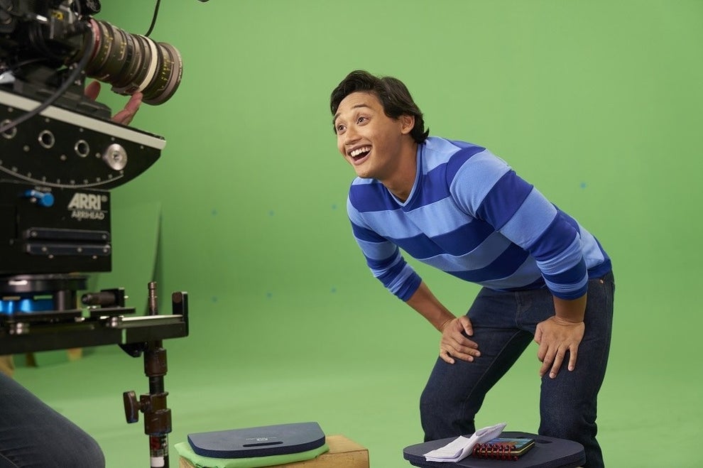 "Blue's Clues" Is Back: Behind The Scenes Of Nickelodeon Reboot