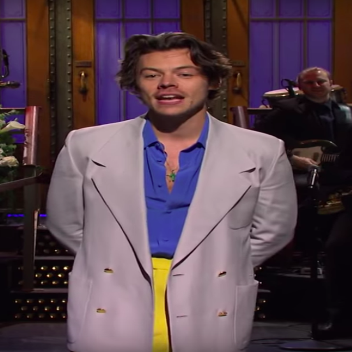 Harry Styles Ripped Off His Pants During "Funeral DJ" Skit On Saturday ...