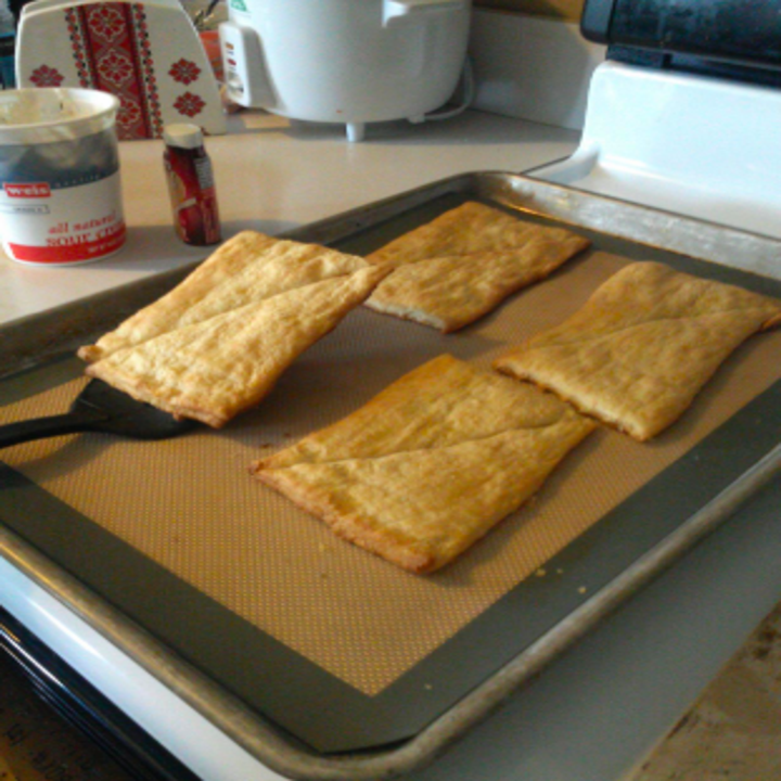 39 Things To Help Anyone Who's Bad At Cooking Dinner