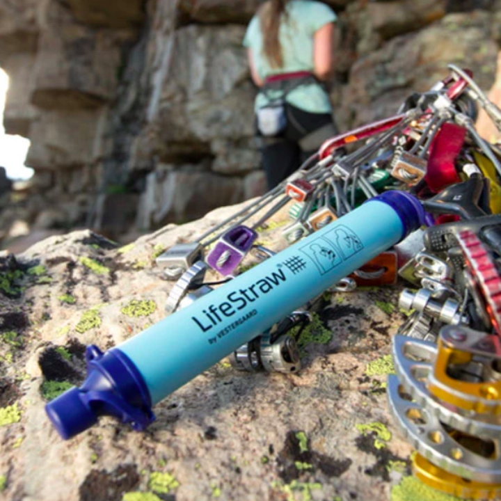 The LifeStraw Turns Pond, Lake, Or River Water Into Drinkable Water ...