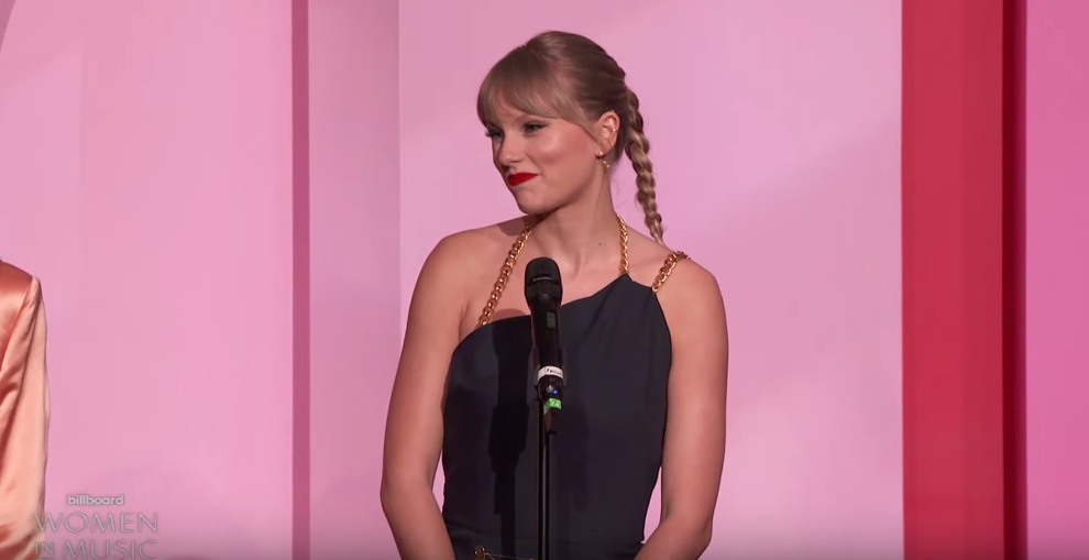 Watch Taylor Swift's Powerful "Woman Of The Decade" Speech At Billboard ...