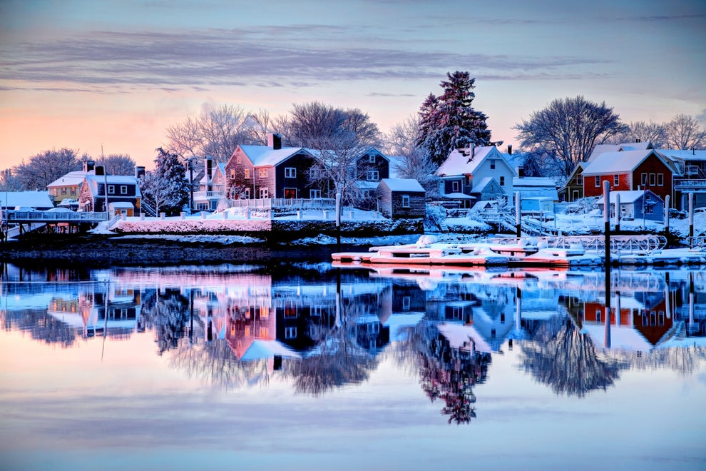 18 Stunning Places That Are Even More Beautiful During Winter