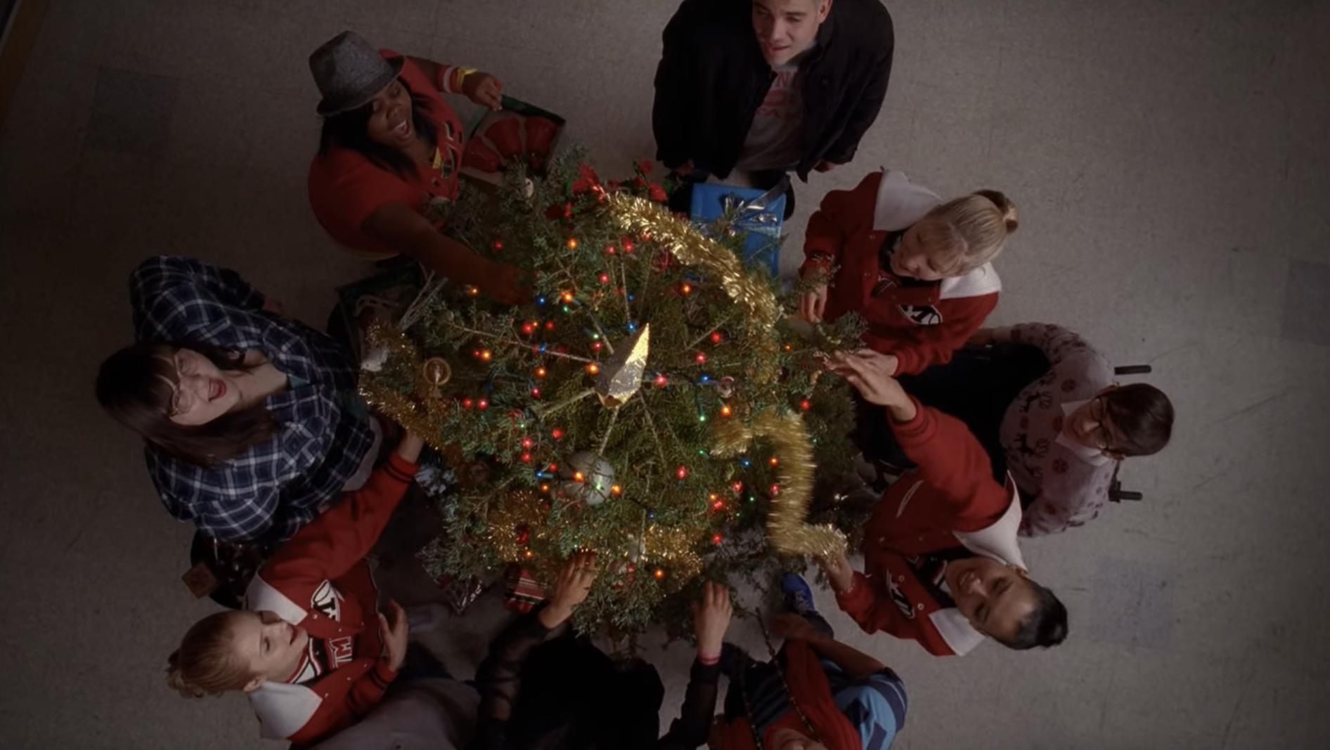 50 Holiday TV Episodes To Get You In The Spirit