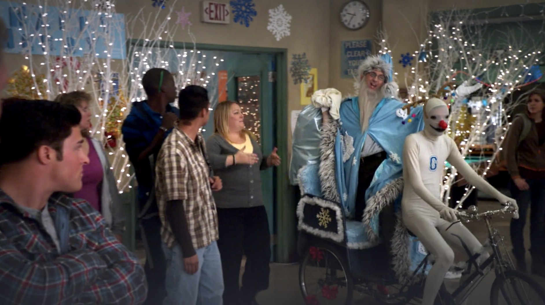 50 Holiday TV Episodes To Get You In The Spirit