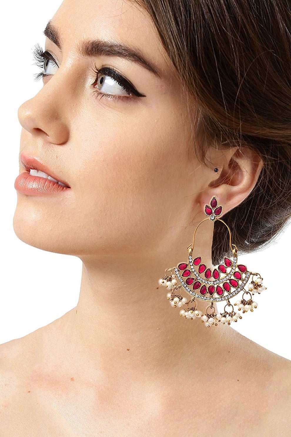 Gorgeous Earrings That You Need To Have