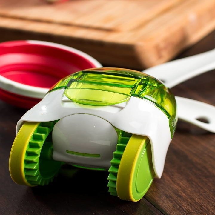 32 Weird Products On Amazon Canada That Are Actually Pretty Useful