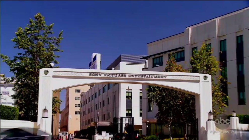 "Jeopardy!": 17 Fun Facts About The Show