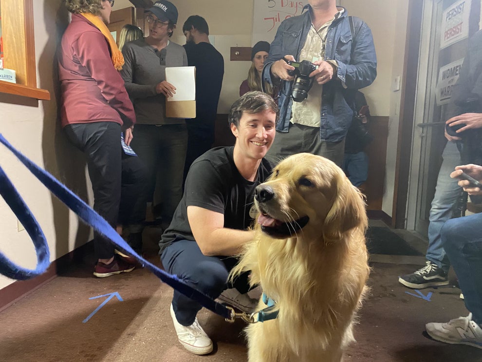 Elizabeth Warren’s Dog Is Campaigning For Her While She’s Stuck In ...