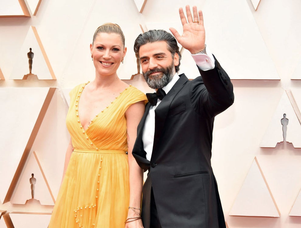 Oscar Isaac's Salt-And-Pepper Look At The Oscars Was The Real Winner Of ...