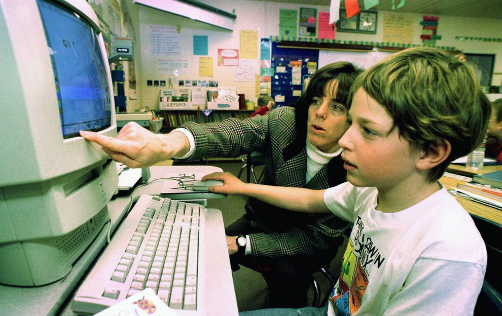 If You're A '90s Kid, Then These 50 Photos Are Your Entire Childhood