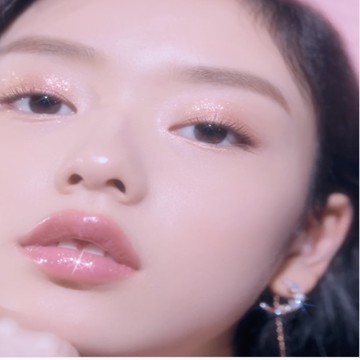 16 Easy Tips For Anyone Who's Stressed Out By The Whole Idea Of Makeup