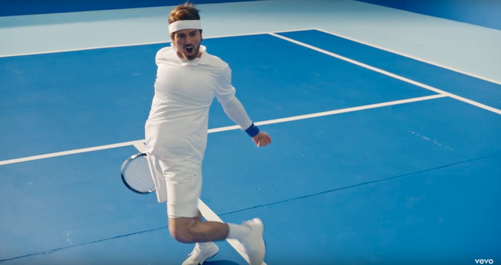 Taylor Swift's Makeup Artist Explained How They Transformed Her Into A ...