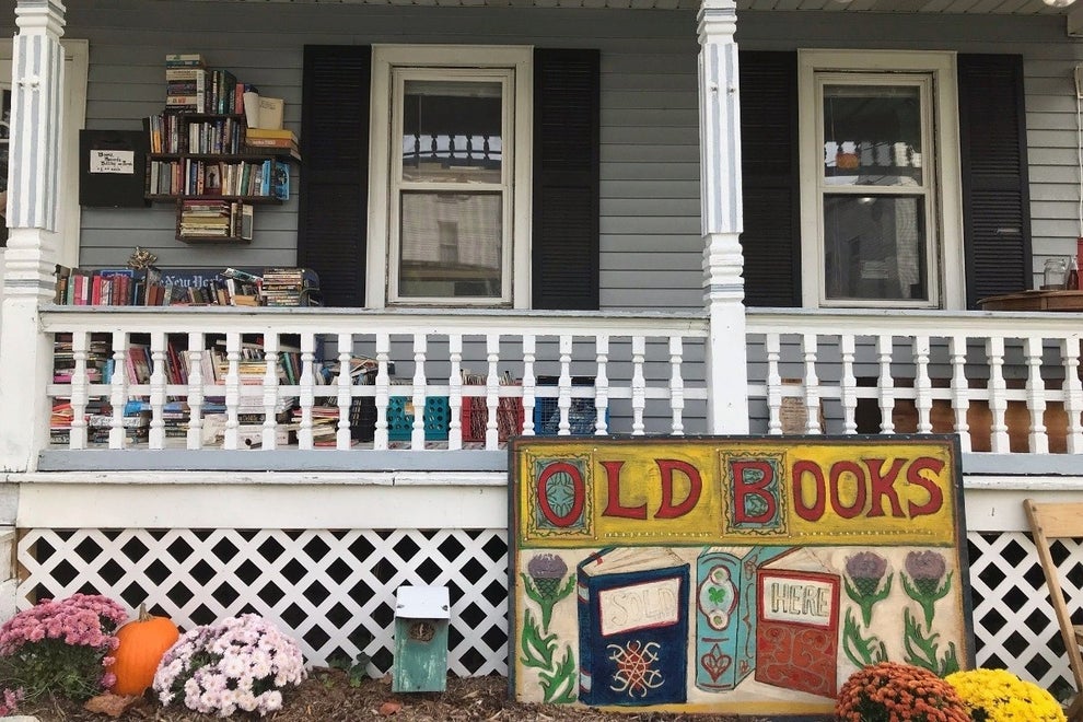 Here Are Some Indie Bookstores That Are Seeking Donations