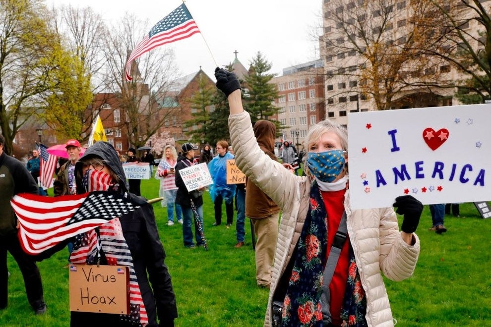 27 Surreal Photos Of The American Patriot Rally At The Michigan State ...
