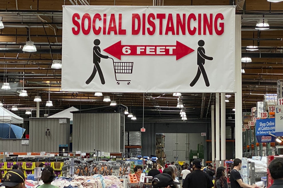 Costco Workers Say Company Is Easing Coronavirus Social Distancing ...