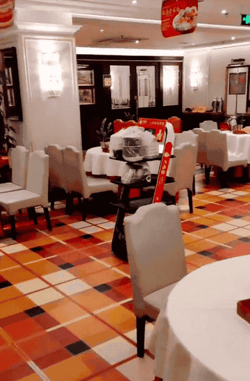 23 Pictures Of Reopening In Other Countries That All Americans Should See