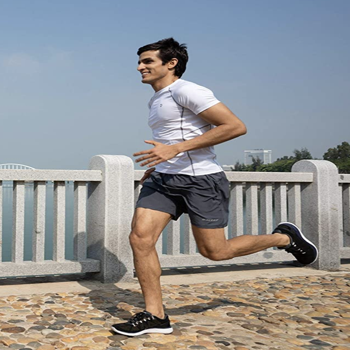 27 Fitness Father's Day Gifts For The Dad Who Works Out