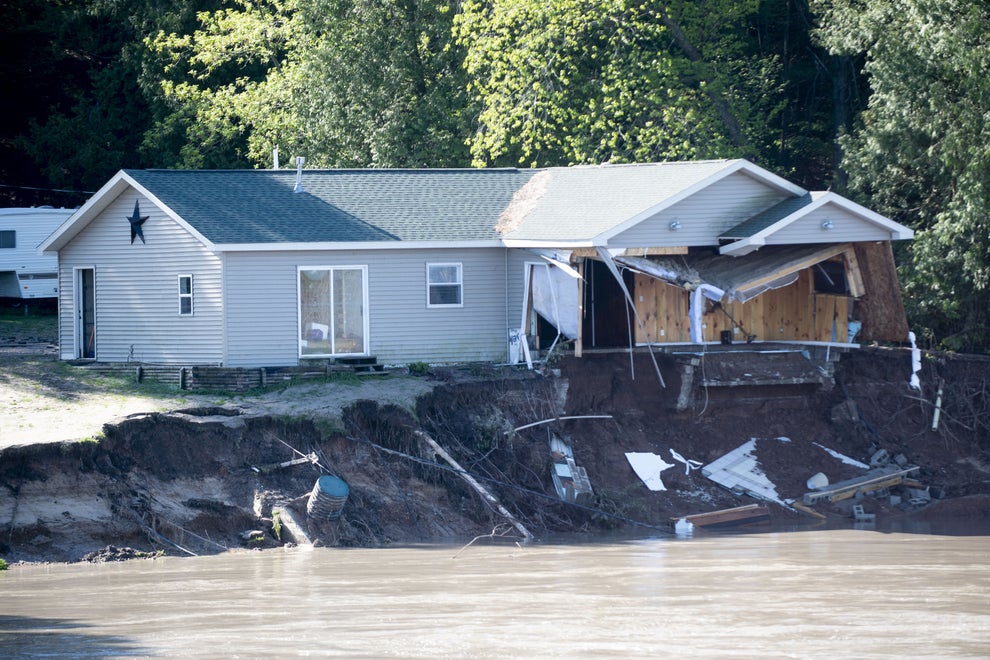 Dramatic Photos Show Flooding In Michigan After Dams Break