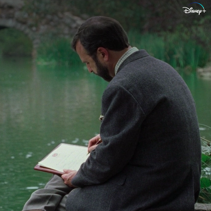 14 "Princess Diaries" Behind-The-Scenes Facts Meg Cabot Just Revealed