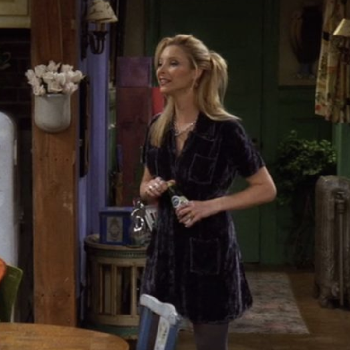 Iconic '90s Outfits From 'Friends' That Are Still Cool Now