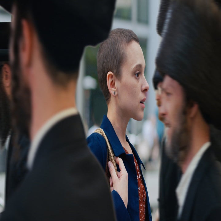 32 Book Adaptations You Can Stream On Netflix Right Now