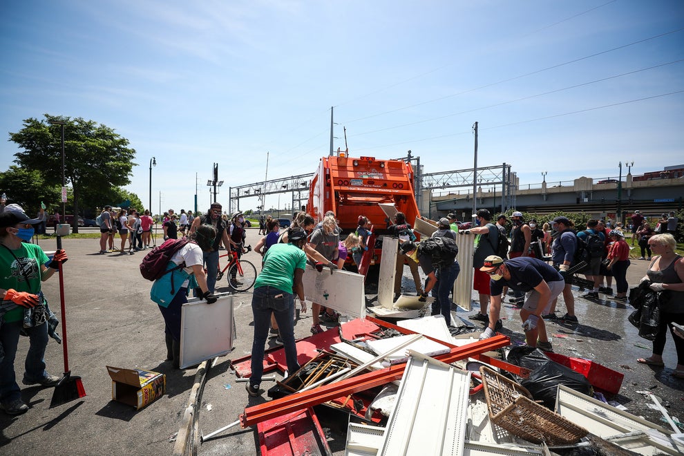 Photos: People Clean Neighborhoods Following Protests Against Police ...
