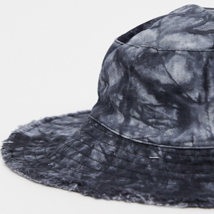20 Gender-Neutral Accessories To Help Make It Feel Like Summer Has Arrived