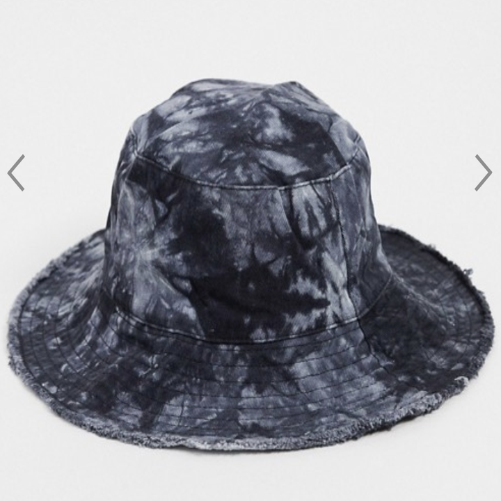 20 Gender-Neutral Accessories To Help Make It Feel Like Summer Has Arrived