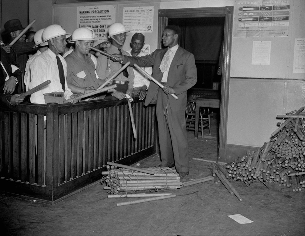 Photos Show 1943 New York City Curfew During Harlem Race Riots