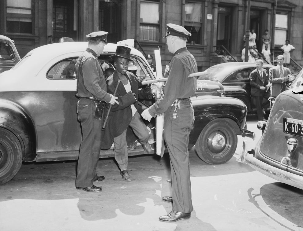Photos Show 1943 New York City Curfew During Harlem Race Riots