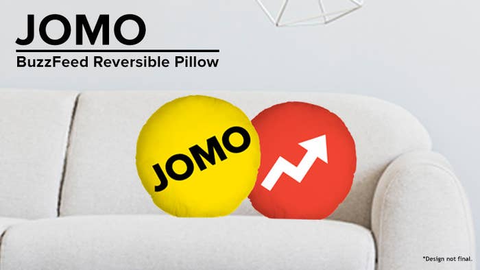 Meet The New BuzzFeed JOMO Box With Exclusive Merch!