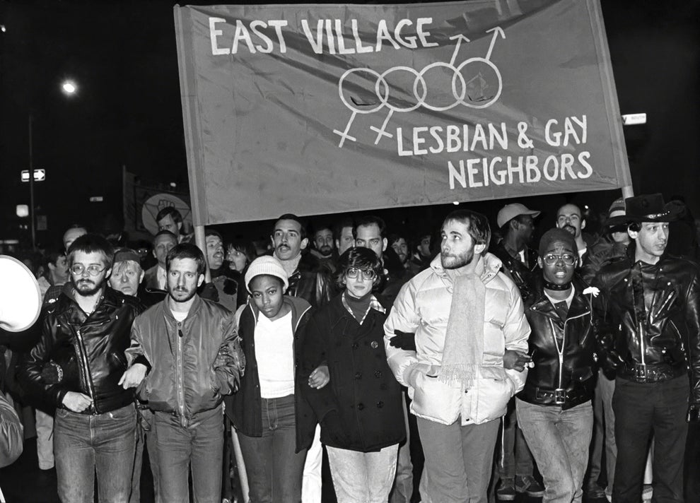 27 Powerful Pictures From The History Of LGBTQ Protests - STATIONGOSSIP