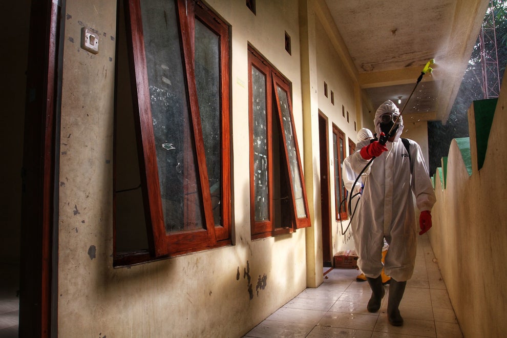 Here's How Some Countries Are Going Back To School During The Pandemic