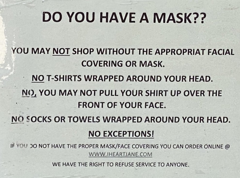 19 Funniest Face Mask Signs