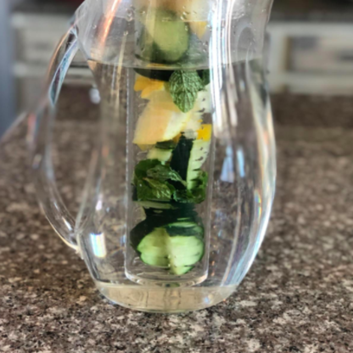 22 Things For Anyone Cooking In A Hot Kitchen